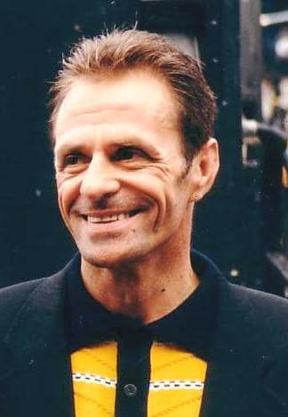 Hoe de vandaag (30 augustus) jarige Danny Clark met zijn stem het ...