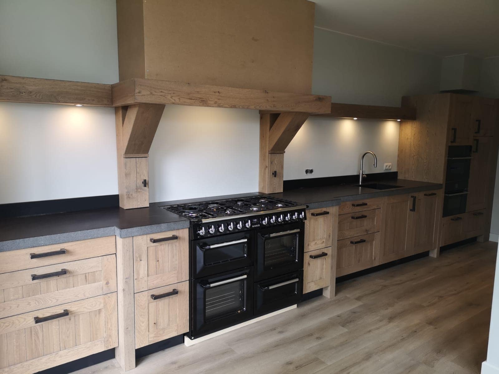 Landelijke rustiek eiken houten keuken Diepenveen | De Lange Keukens