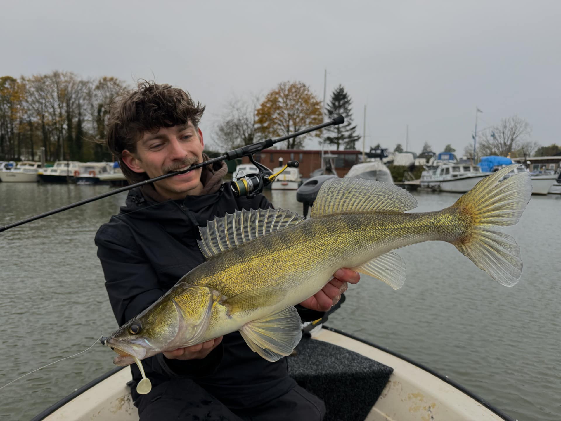 Dit zijn de ultieme hengels voor het werpend vissen op snoekbaars ...